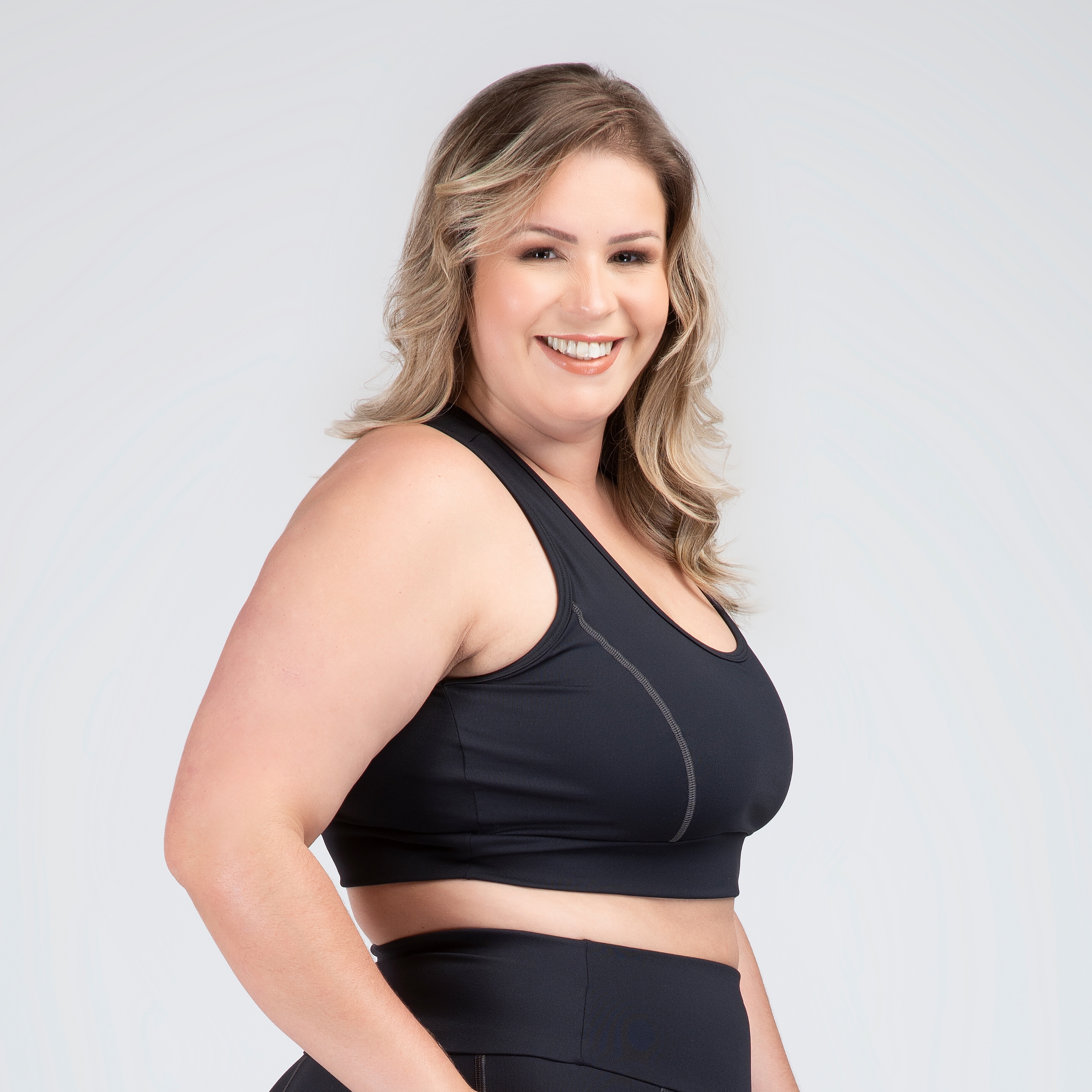 Top Plus Size Fitness Nadador Com Bojo Removível Alexia Físico Fitness