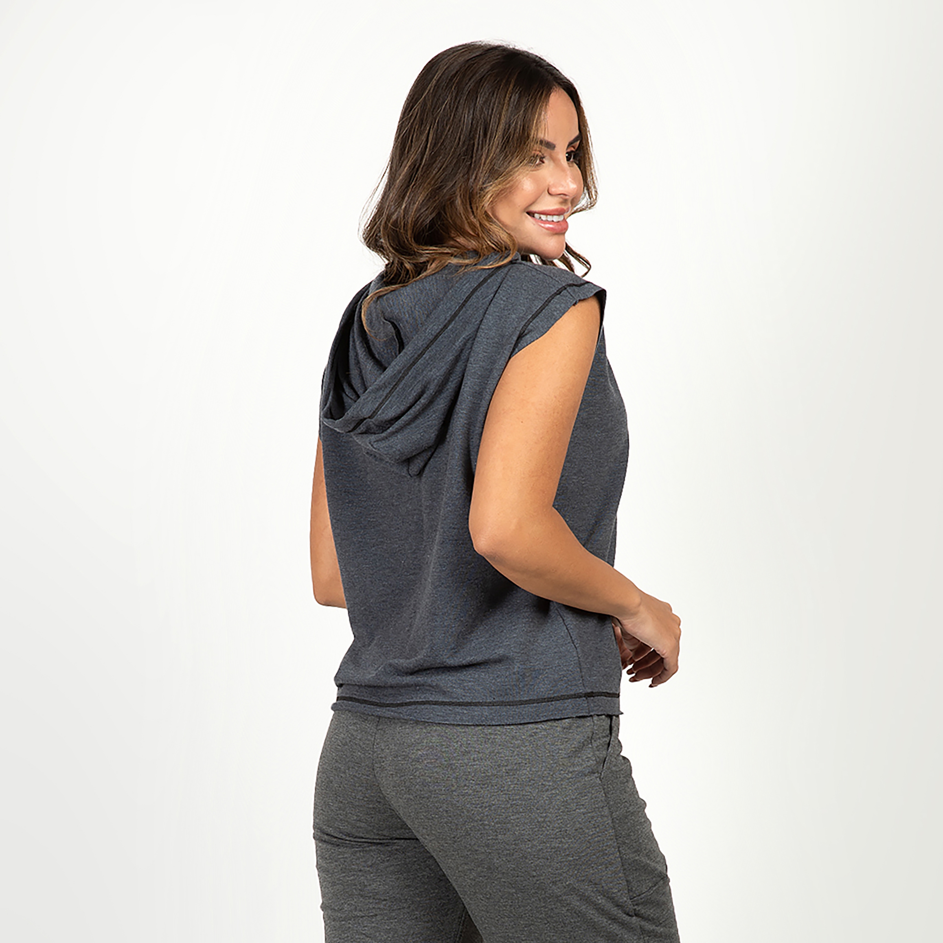 Colete Capuz Moletim - Físico Fitness